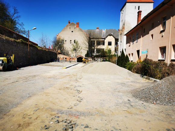 Brașovul are o nouă piață în Centrul Istoric. Numele ar putea fi ...